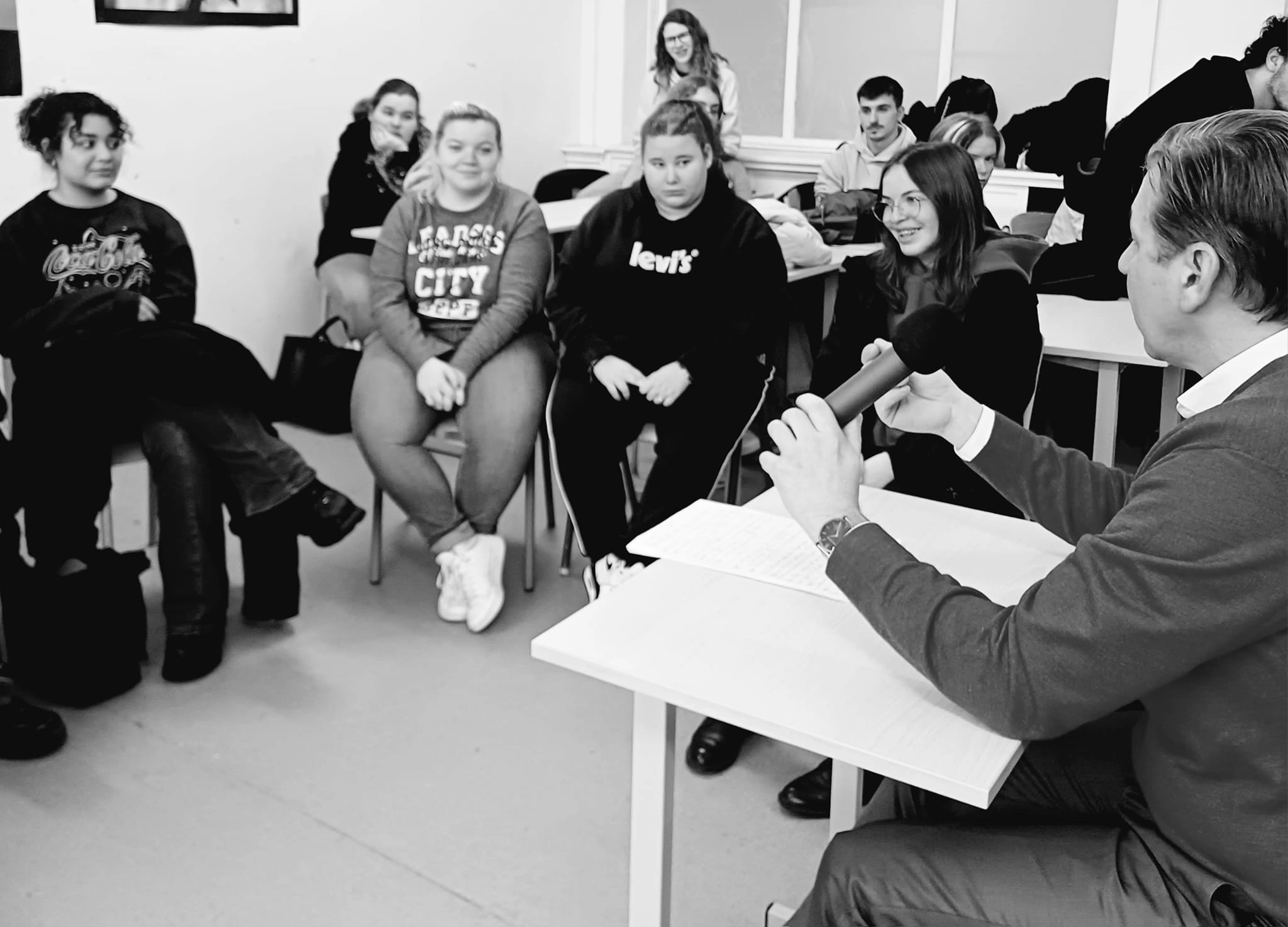 Premier café philo pour les élèves en arts plastiques et AMP ...